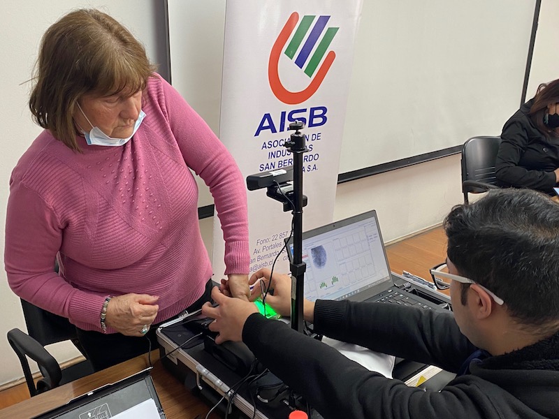 Ahora fue turno de MolymetNos: AISB sigue ayudando a sus socios con el ...